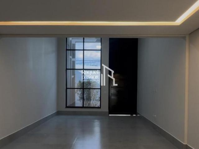 Casa Moderna no Park Way com 3 suítes e 400m²