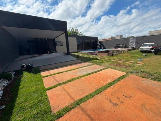 CASA MODERNA NO VILLAGE PREMIUM – RUA ALAMEDA DOS IPES | ALTO PADRÃO E LAZER COMPLETO