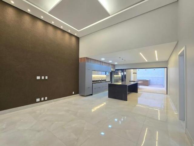 CASA MODERNA SHA CJ 5