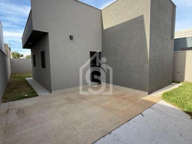Casa Moderna Padrão com 2 Quartos e Possibilidade de Ampliação