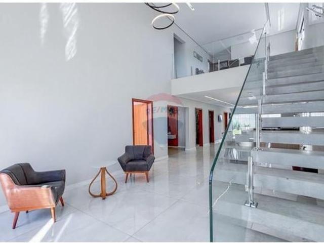 CASA MODERNA QND 52 Sala pé direitro duplo, 4 suites TAGUATINGA NORTE ALTO PADRÃO