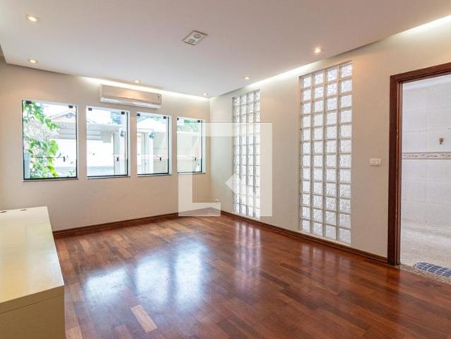 Casa, Moema, 3 Quartos, 144 m2 São Paulo