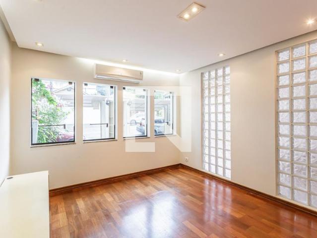 Casa, Moema, 3 Quartos, 160 m2 São Paulo