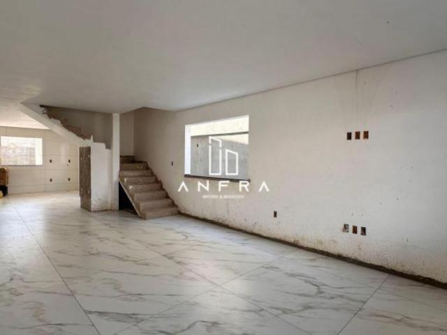 Casa na melhor localização do Santa Rosa, em Sarzedo
