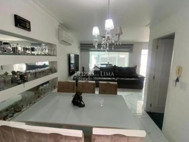 Casa na Mooca com 3 quartos 1 suíte e 2 vagas de garagem