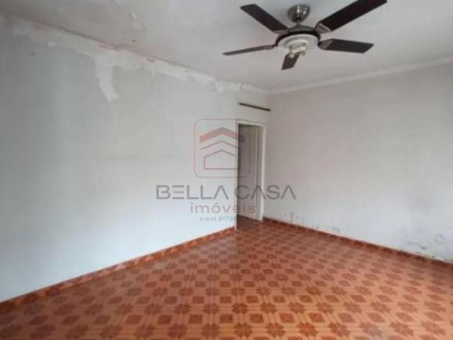 Casa na Mooca, 230m2, terreno 264m2, 03 quartos sendo 01 suíte e garagem para 04 carros