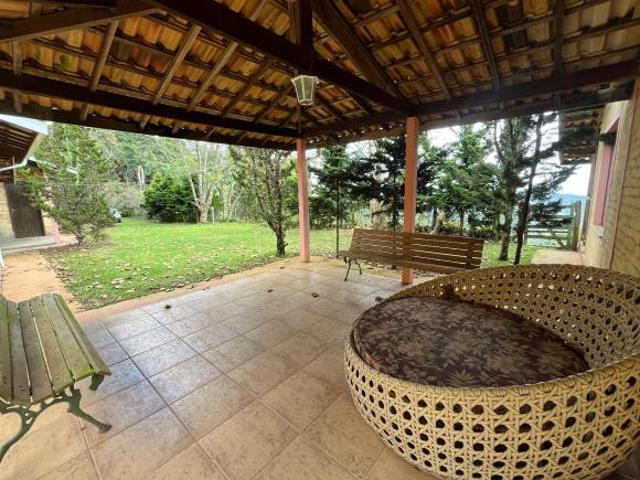CASA NA MONTANHA, COM A VISTA E O BAIRRO MAIS REQUISITADO DE GONÇALVES