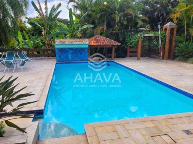 Casa na Orla da Lagoa da Pampulha com 5 Quartos sendo 3 Suítes, 2337m², 6 Vagas, Bairro Jardim Atlân