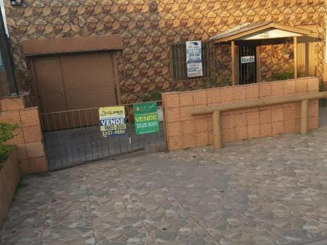 Casa na Avenida Edgar Pires de Castro com excelente terreno comercial