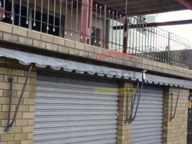 CASA NA ÁGUA FRIA COM 02 DORMITÓRIOS, 4 VAGAS