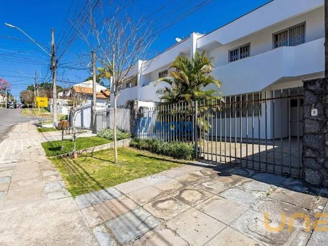 Casa na Antônio Corrêa Bittencourt Ahú Curitiba PR, aluguel por R$ 4.400