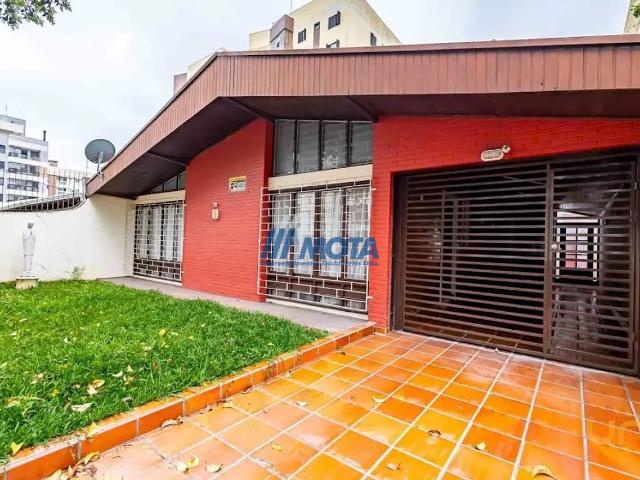 Casa na Bororós Vila Izabel Curitiba PR, aluguel por R$ 7.500
