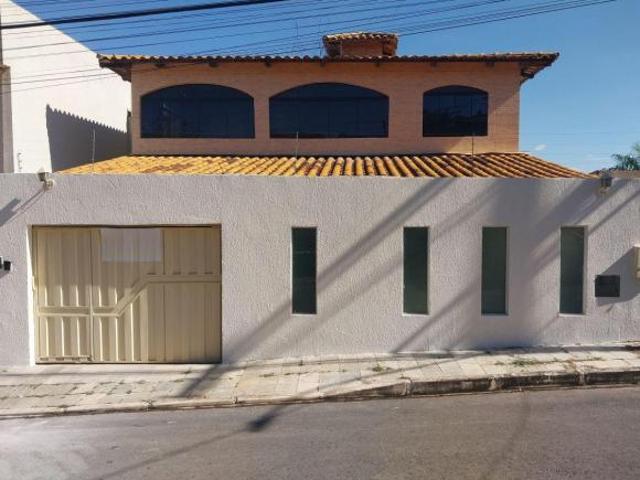 Casa na Colônia Agrícola Samambaia
