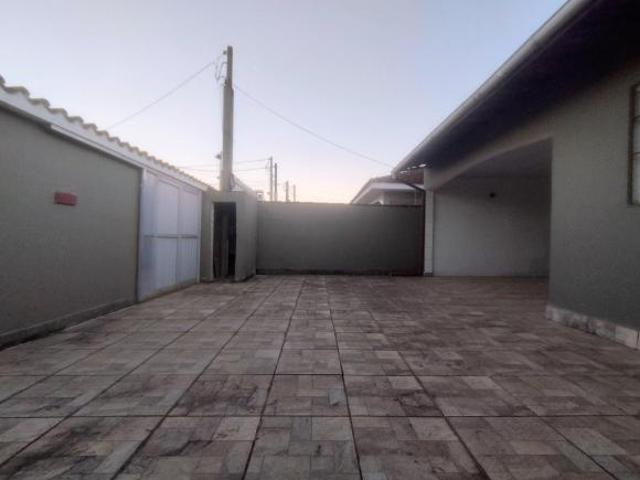 Casa na Enseada Guarujá | Qvista inteligência imobiliário