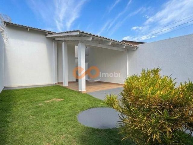 Casa na entrada da cidade