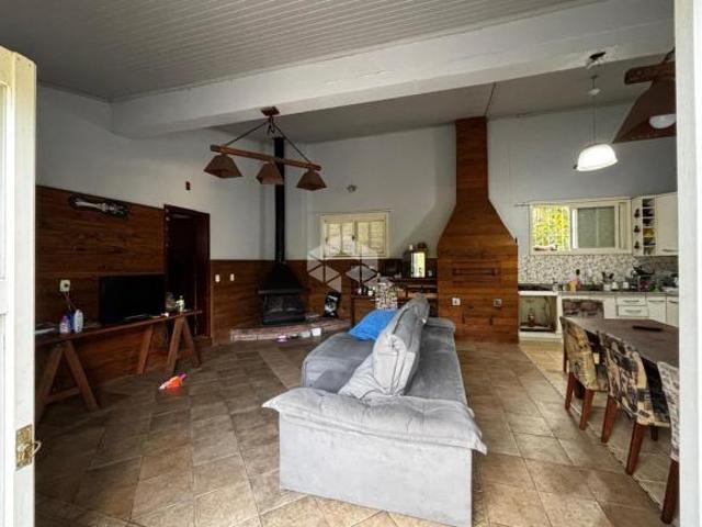 Casa na Garibaldina com 4 quartos/dormitórios