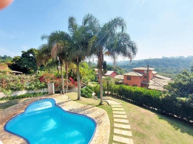 Casa na Granja Viana!