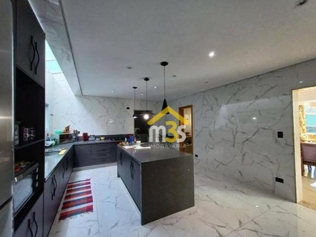 Casa na Granja Viana Condomínio Reserva Santa Maria de 530m² com 6 quartos,5 suítes, 9 vagas venda