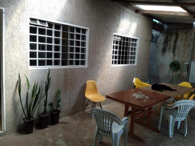 Casa na laje de 3 quartos, lote 112 m², não financia, QR 510