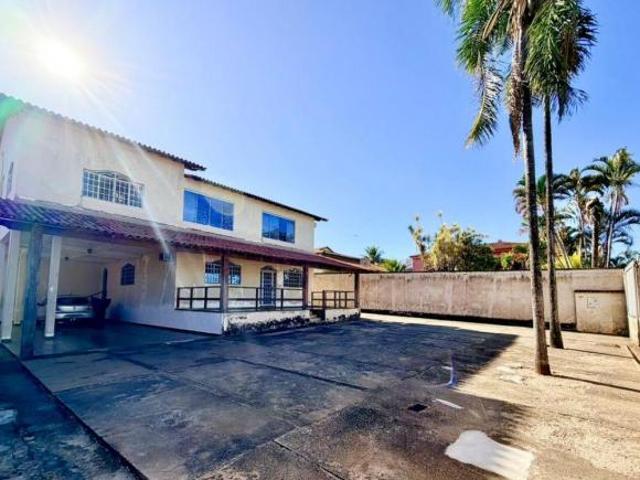 CASA NA LAJE VICENTE PIRES 4 QUARTOS LOTE GRANDE EM CONDOMÍNIO 20 METROS DE FRENTE