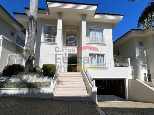 Casa na Palmas do Tremembé em Condomínio Fechado