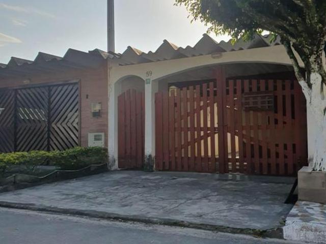 CASA NA PRAIA A VENDA EM ITANHAÉM