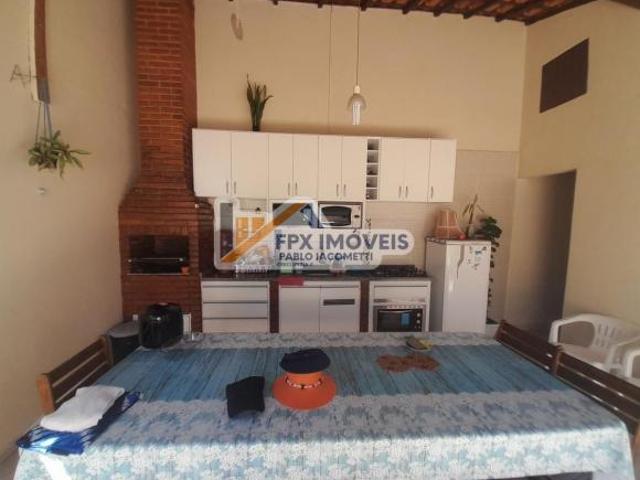 Casa na praia com 4 quartos e área gourmet em Itanhaém