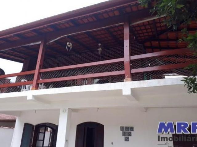 Casa na Praia da Lagoinha, condomínio fechado, 3 imóveis, oportunidade de negócios