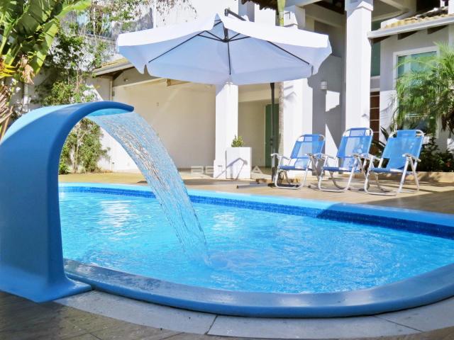 Casa na Praia de Mariscal em Bombinhas SC Locação Temporada