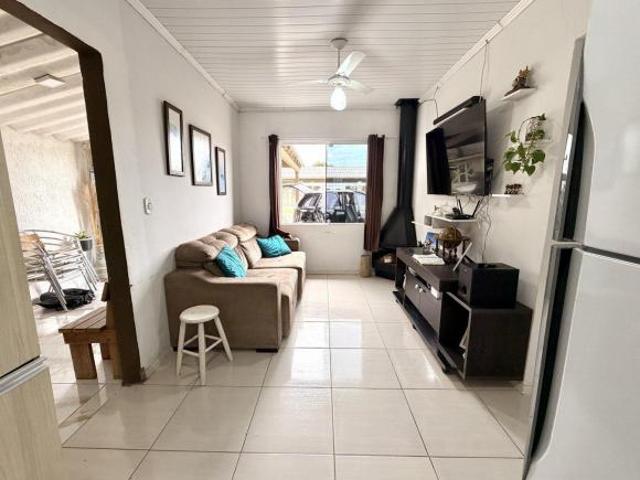 Casa na praia de Atlântida Sul