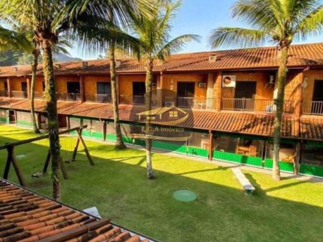 Casa na praia de Boiçucanga frente ao mar