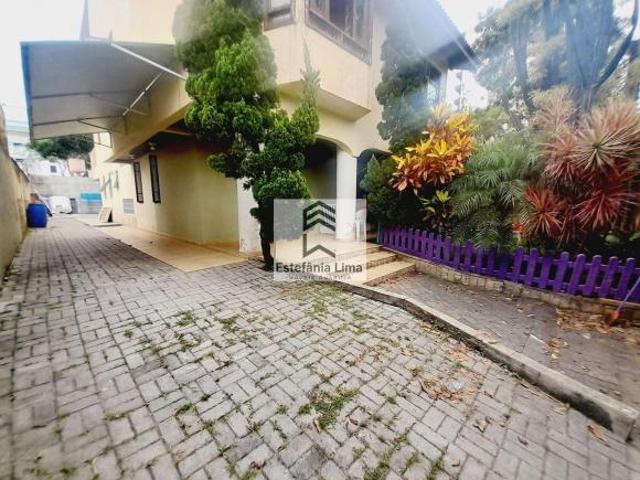 CASA NA PRAIA DO TOMBO 4 DORMITÓRIOS SENDO 1 SUÍTE