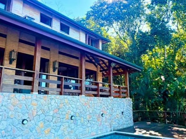 Casa na praia Domingas Dias com piscina com vista mar e 5 suítes