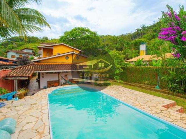 Casa na Praia Juquehy á 750 da água