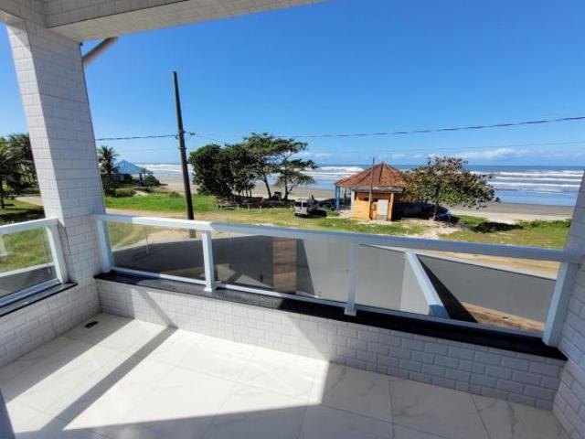 Casa na Praia para Venda em Itanhaém, Balneário Campos Elíseos, 2 dormitórios, 1 suíte, 2 banheiros