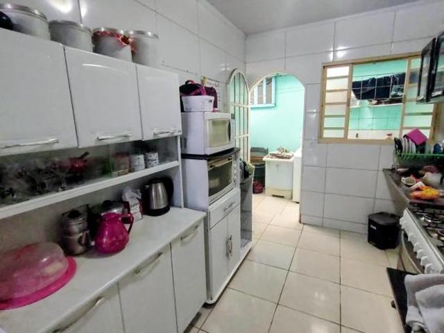 Casa na QNO 16 conj 6/ 3 quartos/ 2 vagas de garagem