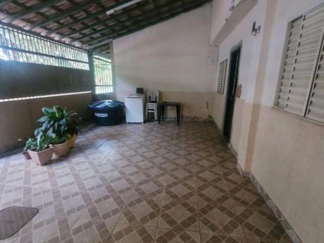 Casa na Qr 212 de Samambaia Norte Excelente Localização