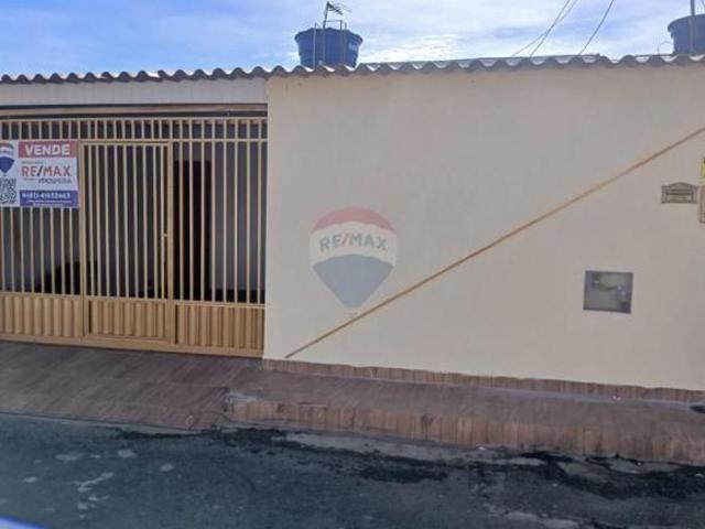 CASA NA QS 06, RIACHO FUNDO 2 COM 2 QUARTOS BAIXOU
