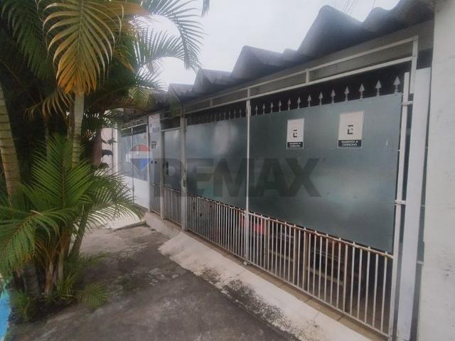 Casa na Rua da Estação do Monotrilho São Lucas