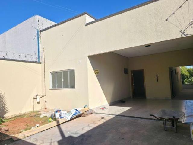 CASA NA REGIÃO VILA BRASILIA A VENDA 3 QUARTOS 2 SUITES 306M²