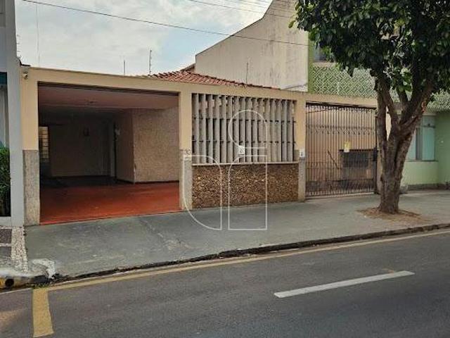 Casa na Região Central Marília