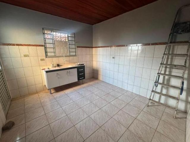 Casa na região Central de Artur Nogueira SP