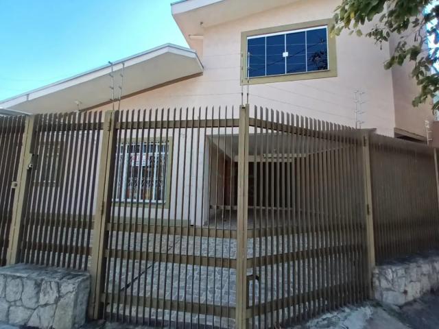 Casa na região central de Poços de Caldas