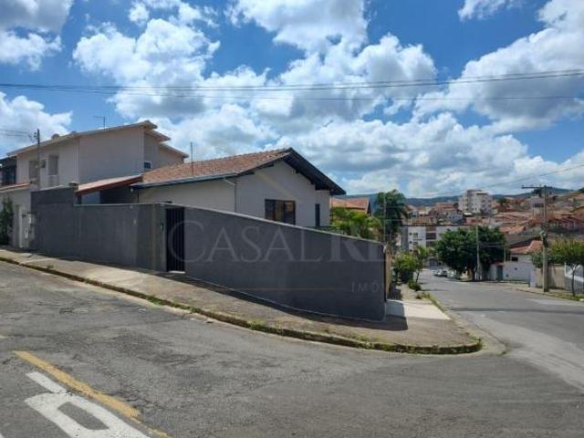 Casa na Região das Flores, Zona Leste Poços de Caldas