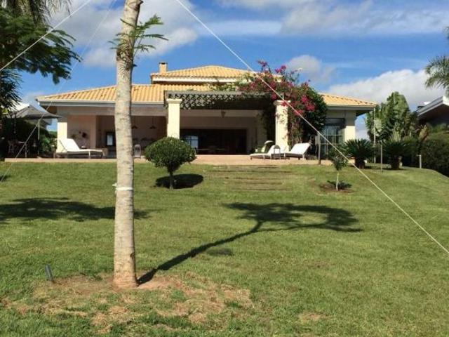 Casa na represa com 5 suítes à venda Avaré/SP