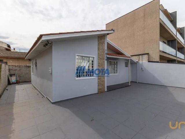 Casa na Salvador Ferrante Boqueirão Curitiba PR, aluguel por R$ 2.500