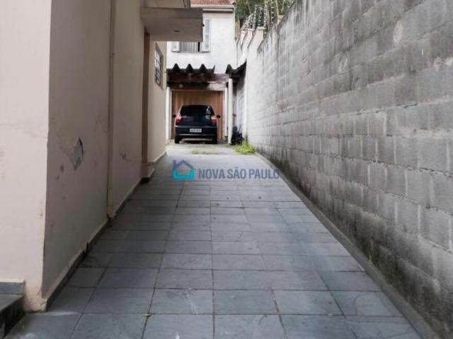 Casa na Saúde / 624m² com 8 quartos