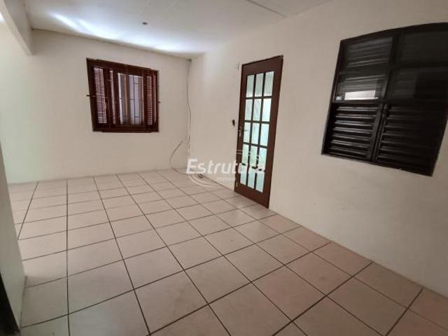 Casa na Tancredo Neves com 3 dormitórios sendo 1 suíte