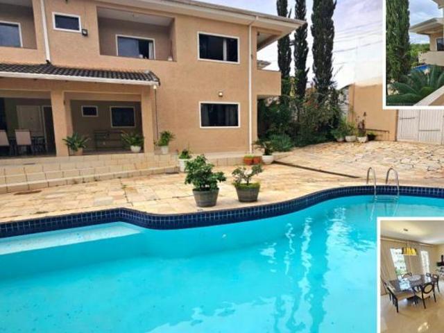 Casa na Vereda da Cruz com habite se ! 4 suítes Lote 800m² Arniqueira DF