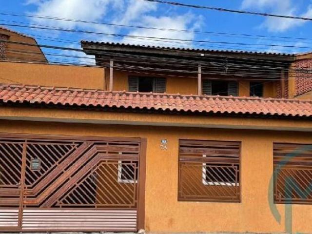 Casa na Vila Barros, Guarulhos SP: 5 Quartos, 5 Suítes, 2 Salas e 248m² de Puro